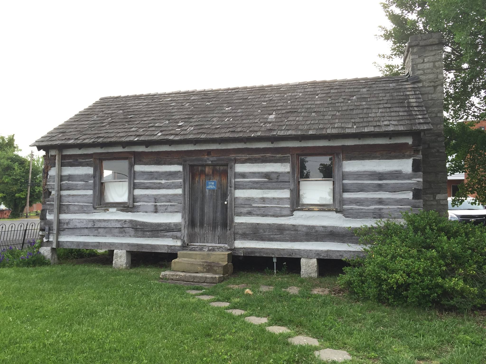 Buchanan Log Cabin – Grayson County Historical Society